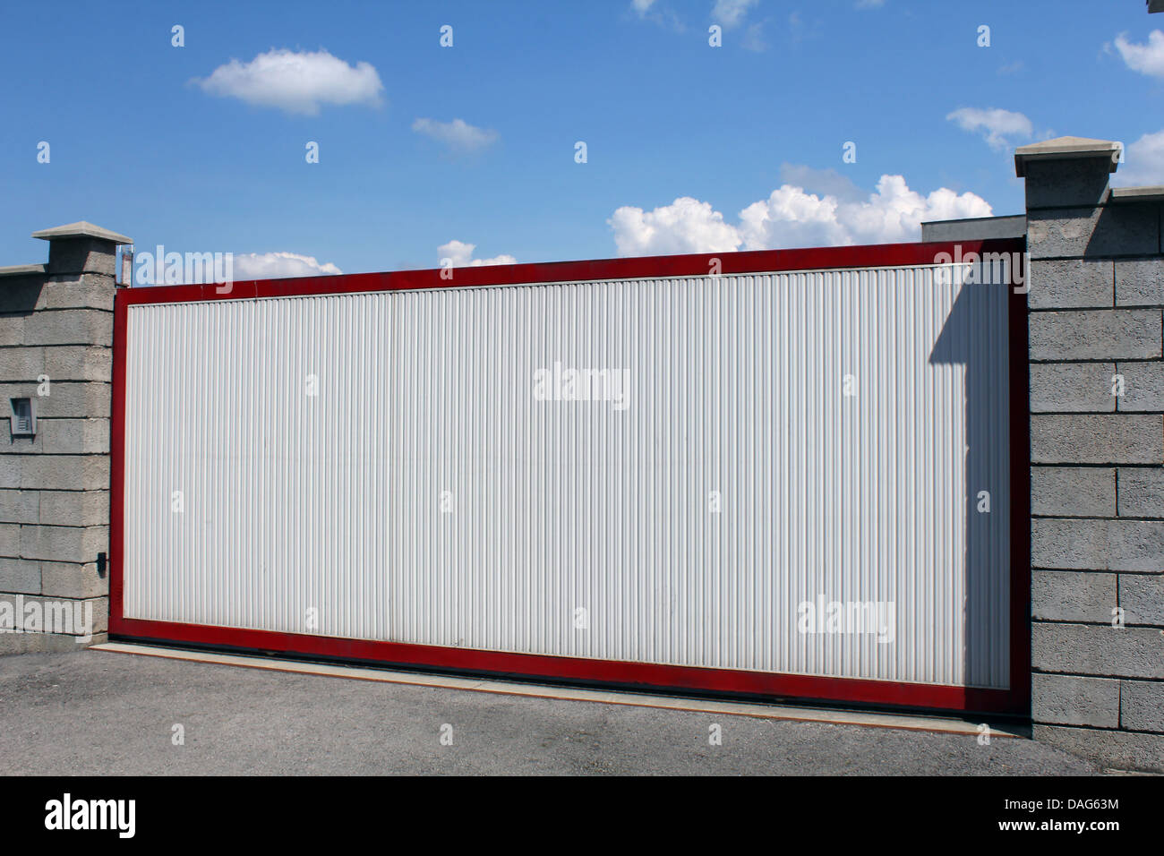 Security gate house hi-res stock photography and images - Alamy