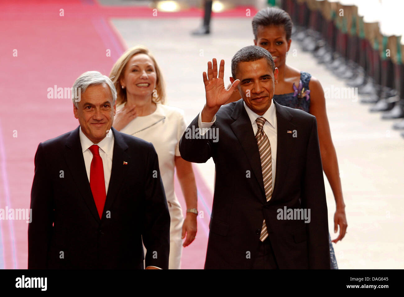U.S. President Barack Obama (R) U.S. First Lady, Michelle Obama (CR ...