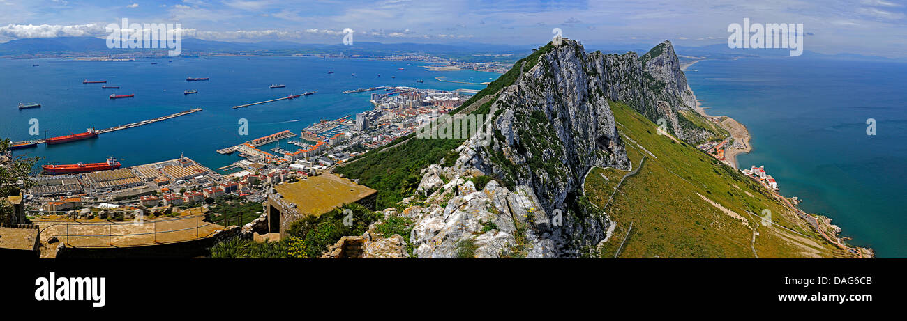 Rock of Gibraltar, spanish mainland in background, Gibraltar Stock ...