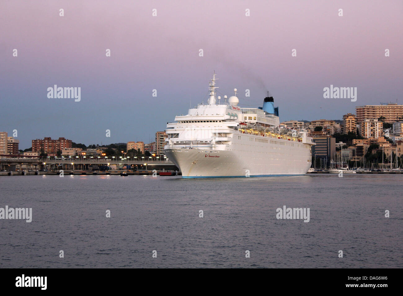 Thomson Cruises Cruise Ship “Thomson Dream” ( 243 mtrs) - coming onto ...