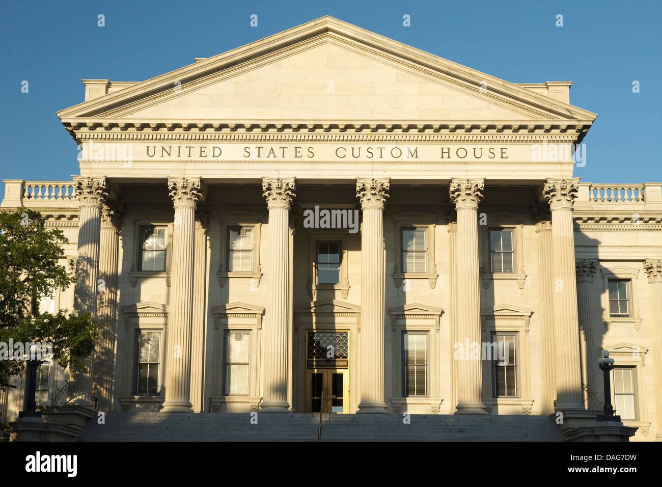 Bay street hi-res stock photography and images - Alamy