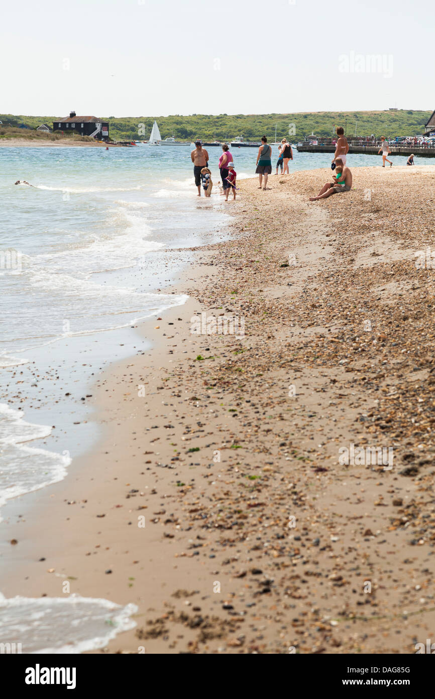 Group by the sea hi-res stock photography and images - Alamy