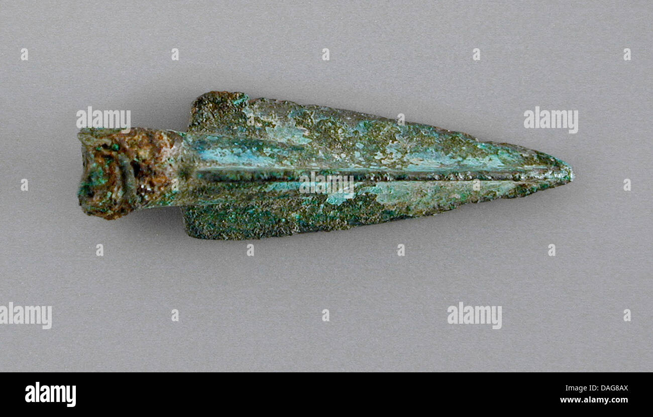 This collection of seven spear points, housed at LACMA, demonstrates ...