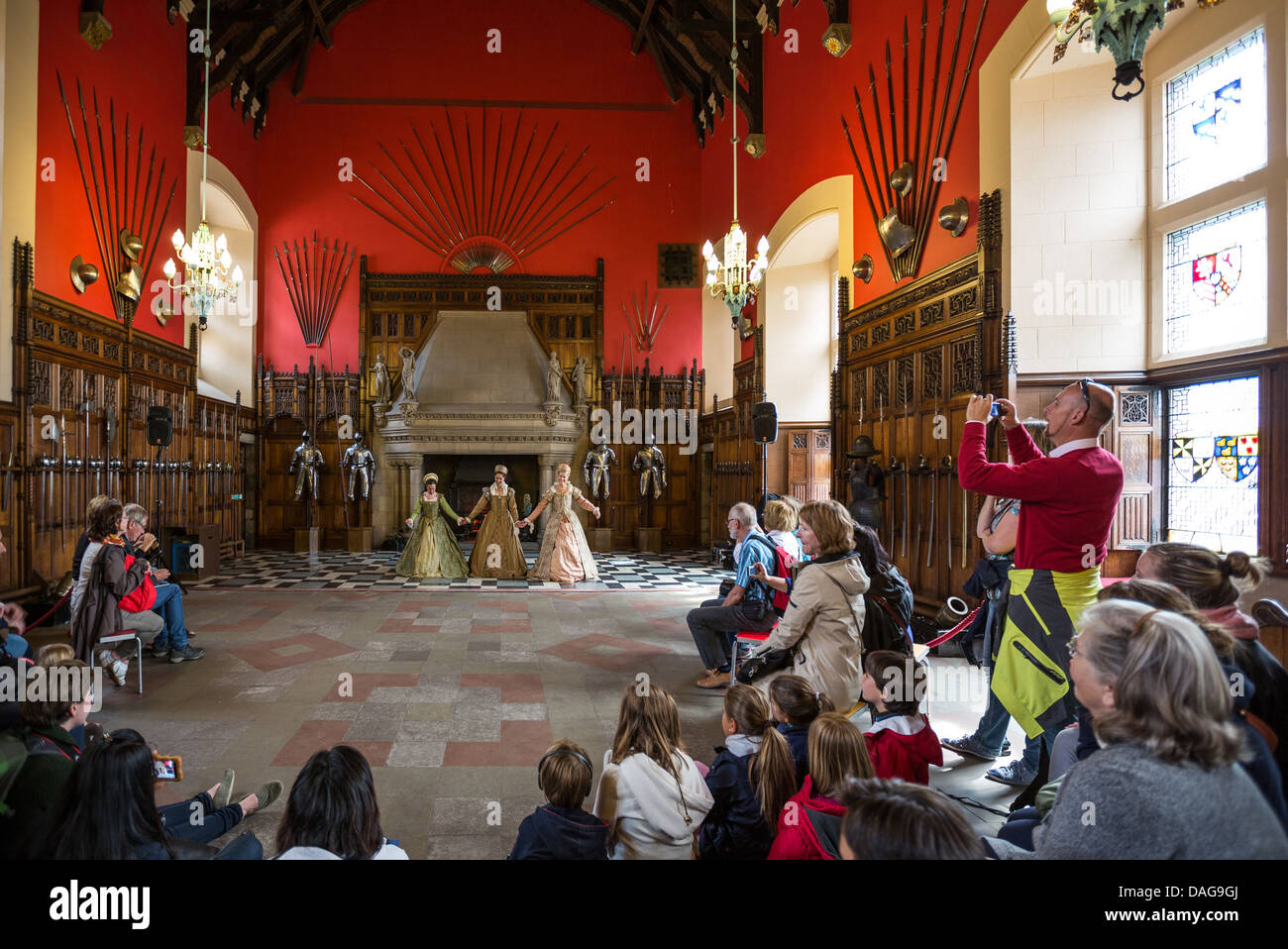Hall inside edinburgh castle hi-res stock photography and images - Alamy