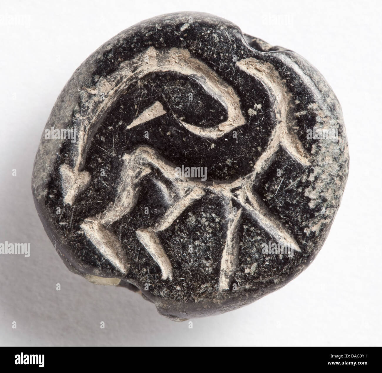 This hemispheroid stamp seal from ancient times features detailed ...