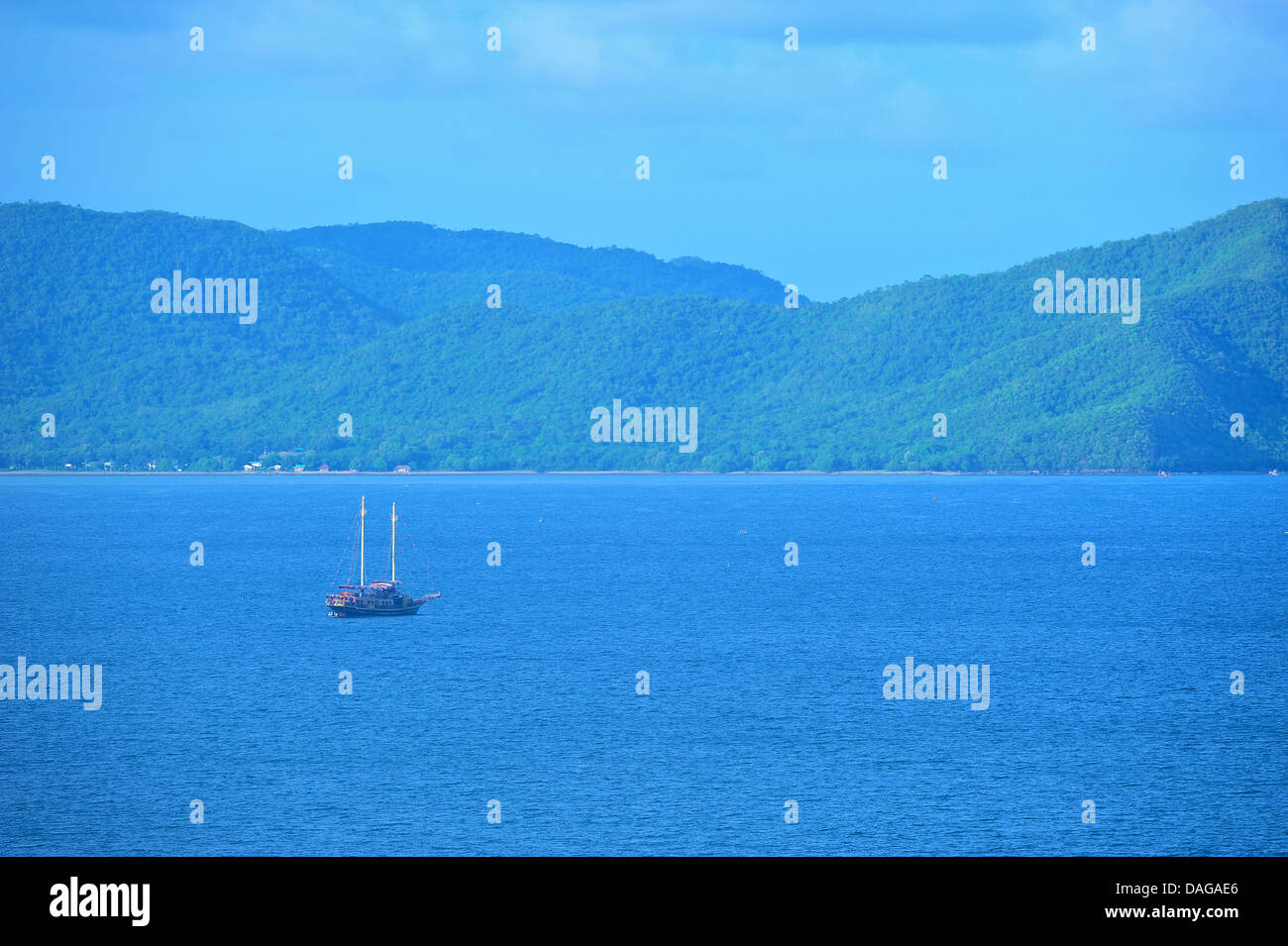 Green bay ship hi-res stock photography and images - Alamy