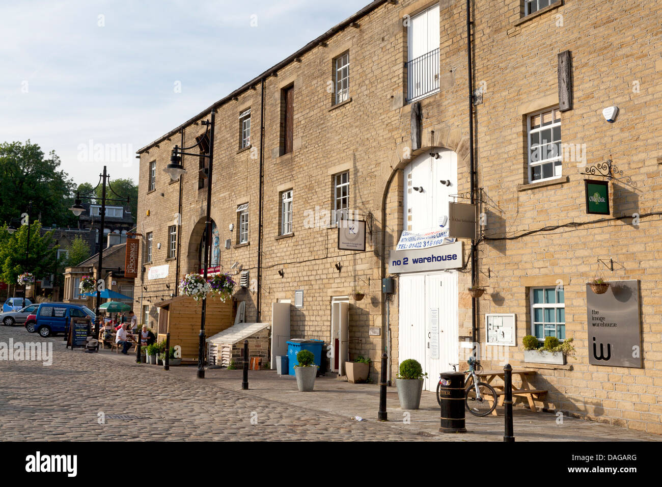 Former warehouse converted hi-res stock photography and images - Alamy