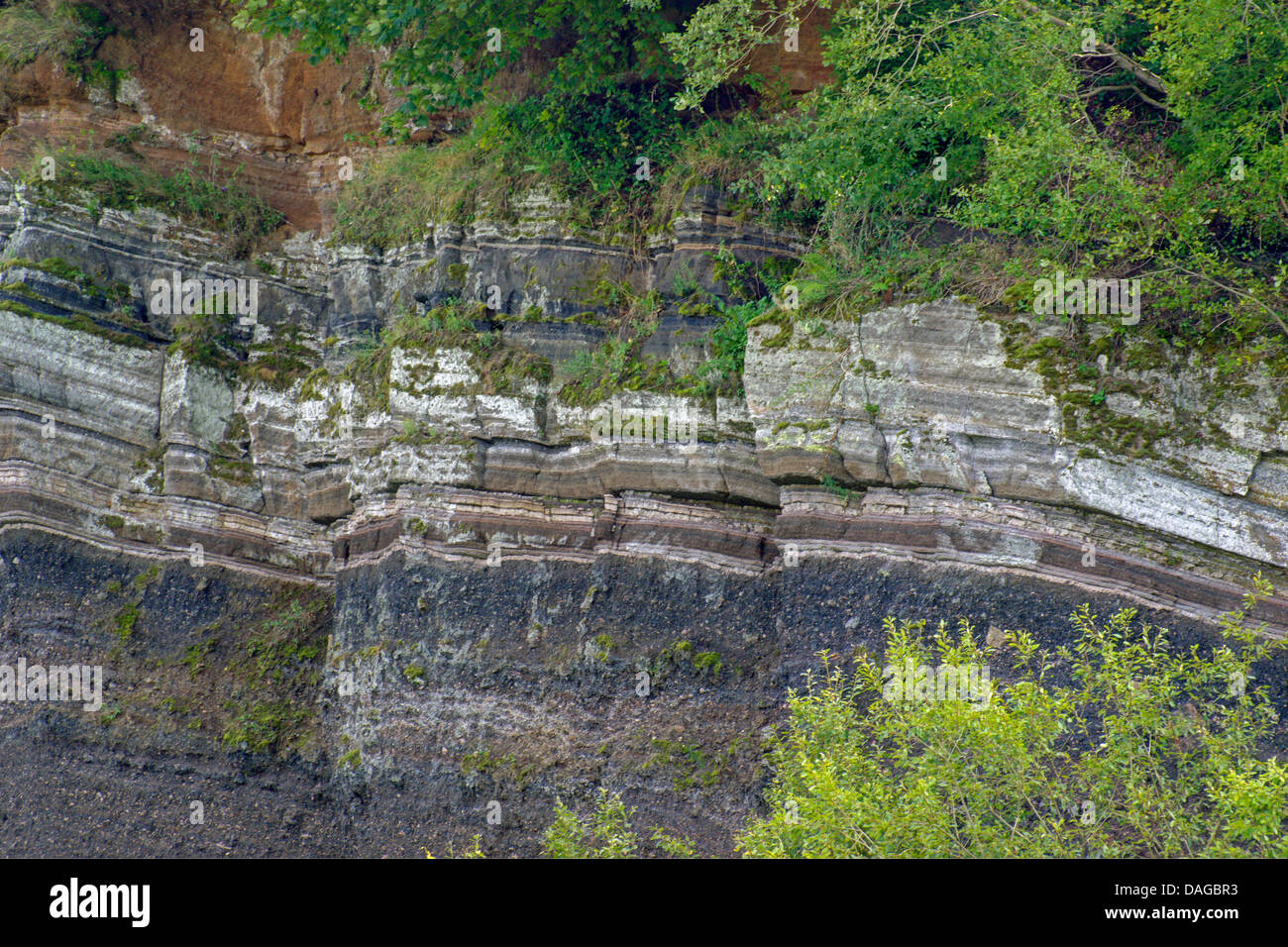 Igneous rock layers hi-res stock photography and images - Alamy