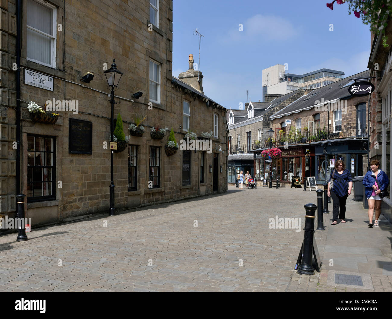 Montpellier quarter harrogate hi-res stock photography and images - Alamy