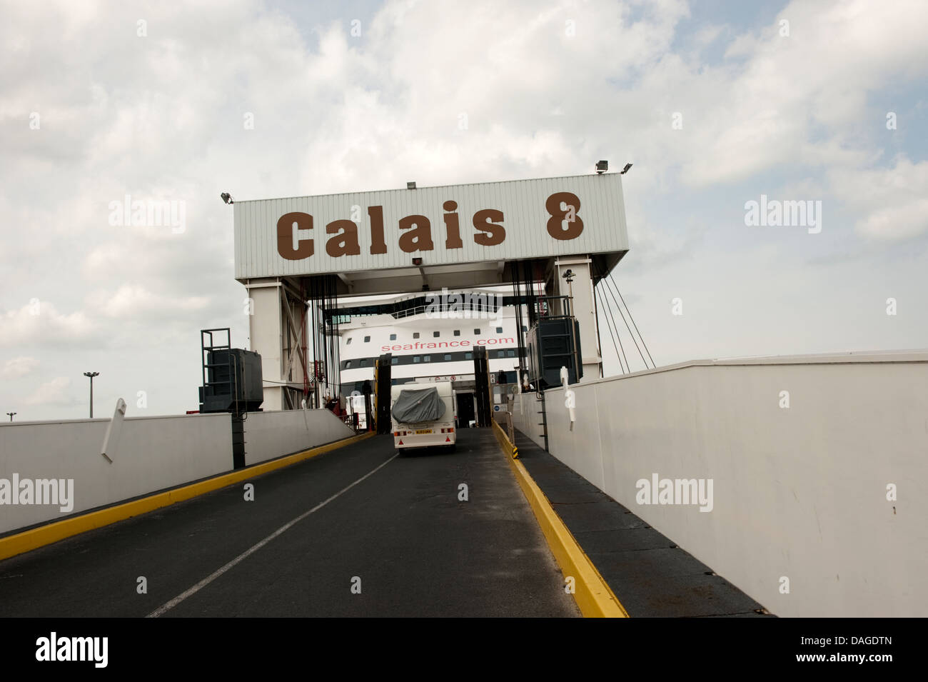 Car ferry ramp hi-res stock photography and images - Alamy