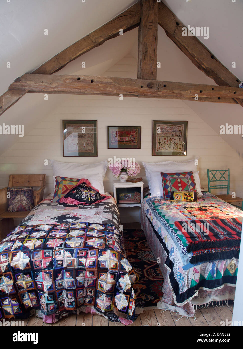 Patchwork quilts hi-res stock photography and images - Alamy