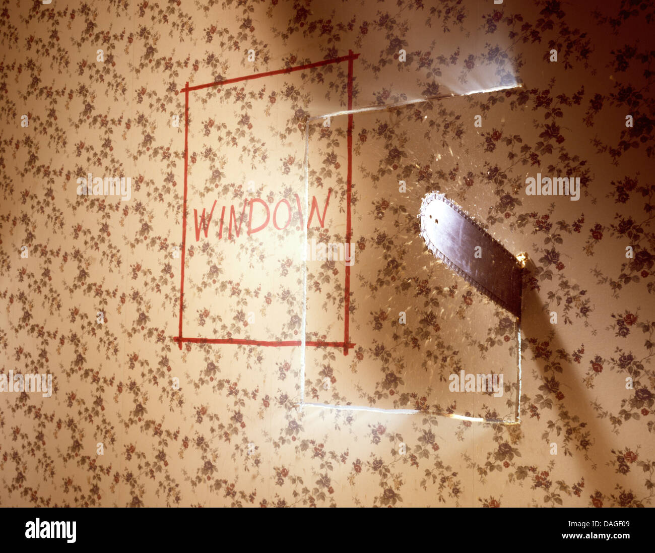 Drywall saw hi-res stock photography and images - Alamy