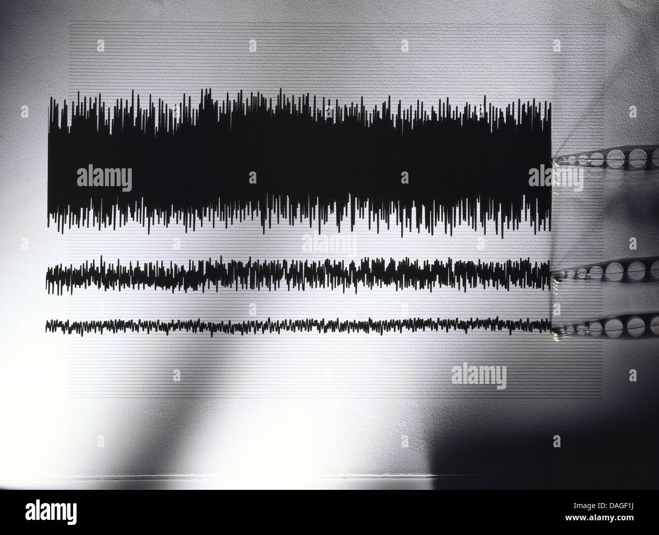 Seismoscope hi-res stock photography and images - Alamy