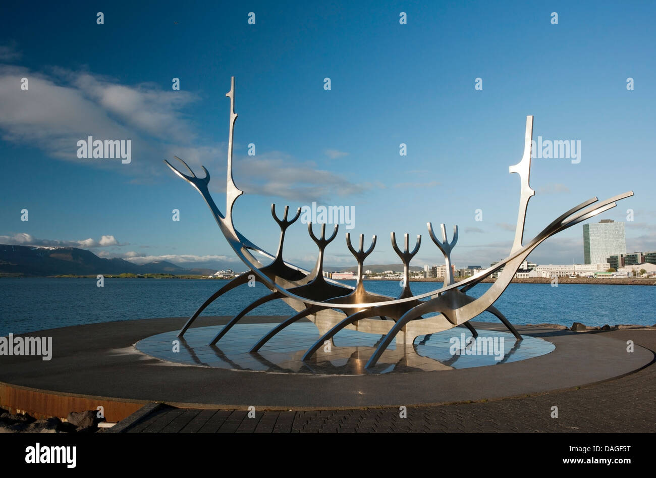 The Sun Voyager Sculpture - Reykjavik, Iceland Stock Photo - Alamy