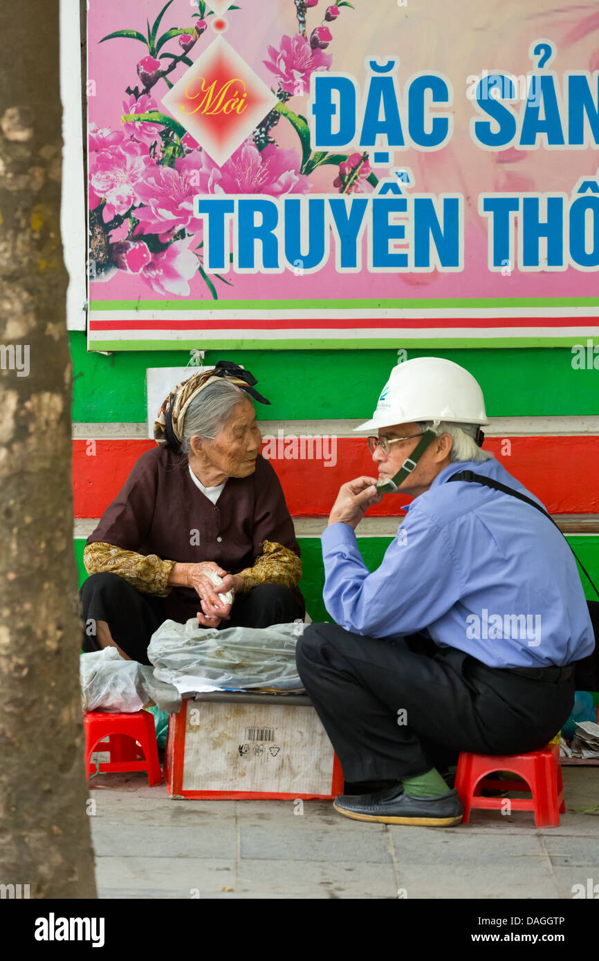Typical Everyday Life in the Streets of Hanoi, Vietnam Stock Photo - Alamy