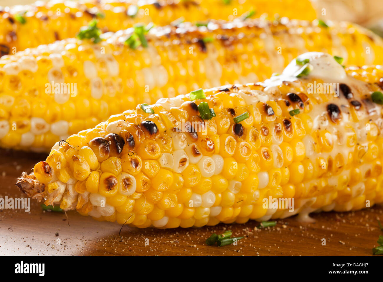 Roasted corn on cob hi-res stock photography and images - Alamy