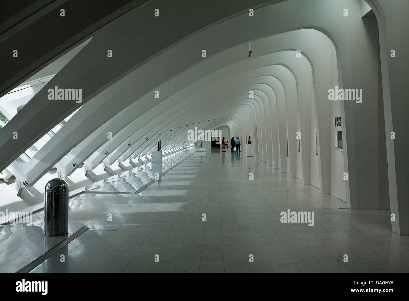 Corridor museum hi-res stock photography and images - Alamy