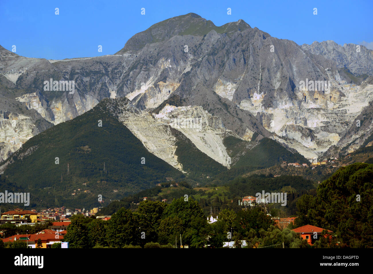 Quarry village of Colonnata in the Carrara mountain marble region ...