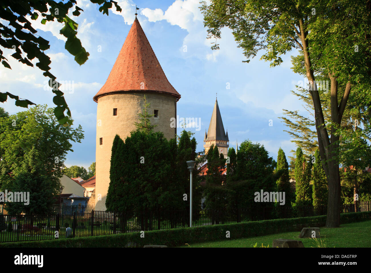 Flanking tower hi-res stock photography and images - Alamy