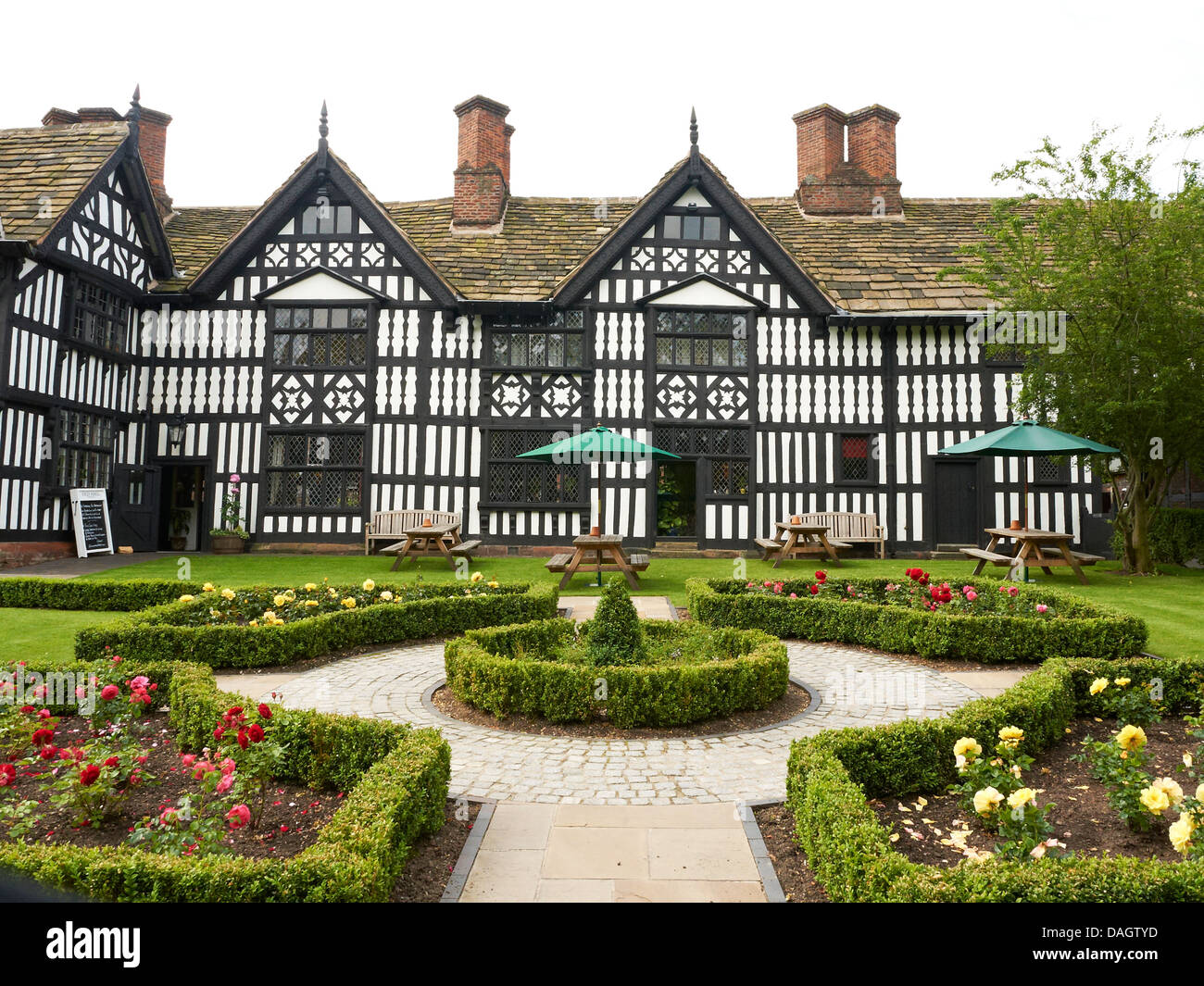 Old Hall Hotel in Sandbach Cheshire UK Stock Photo - Alamy