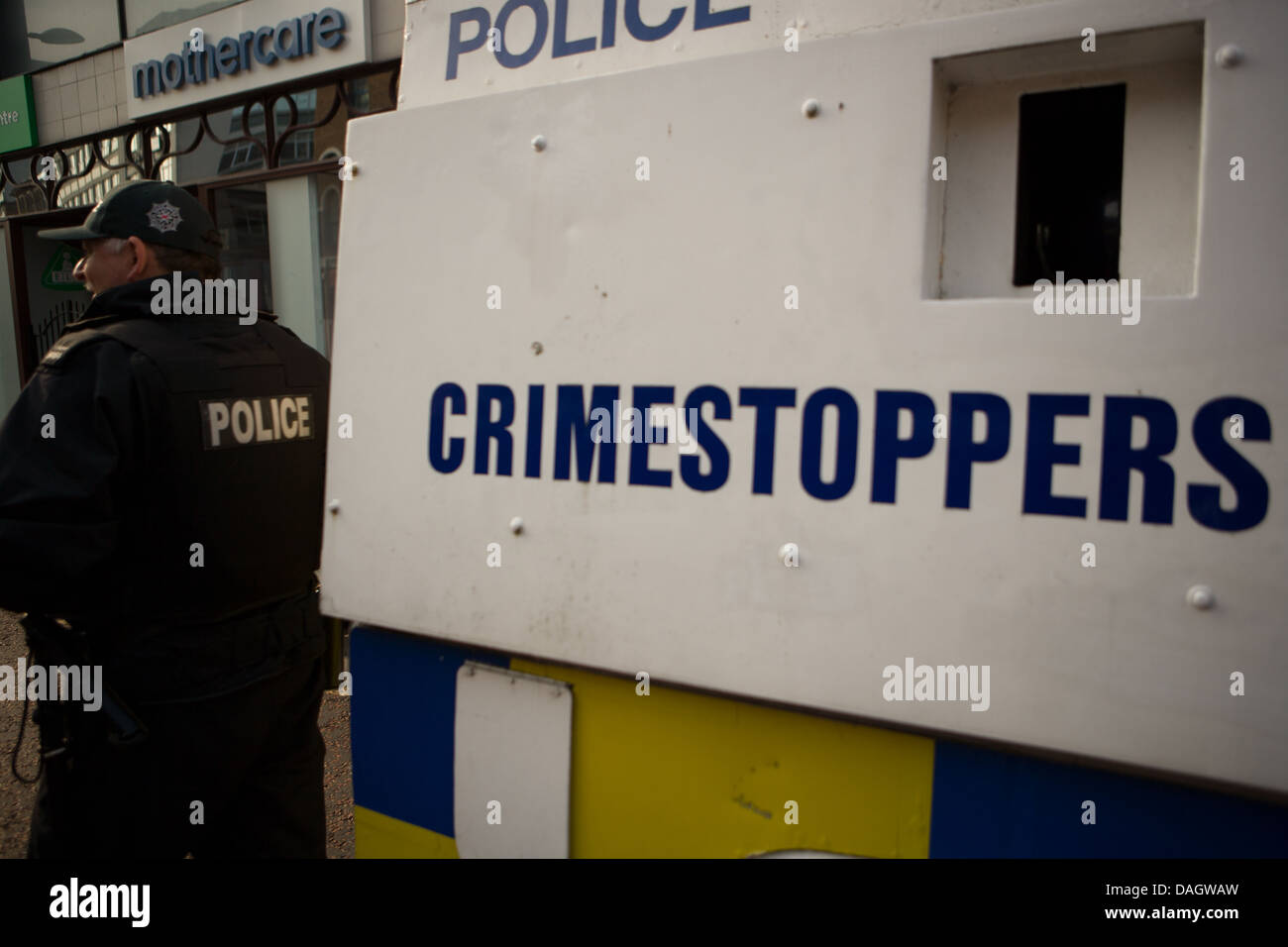 Psni uniforms hi-res stock photography and images - Alamy