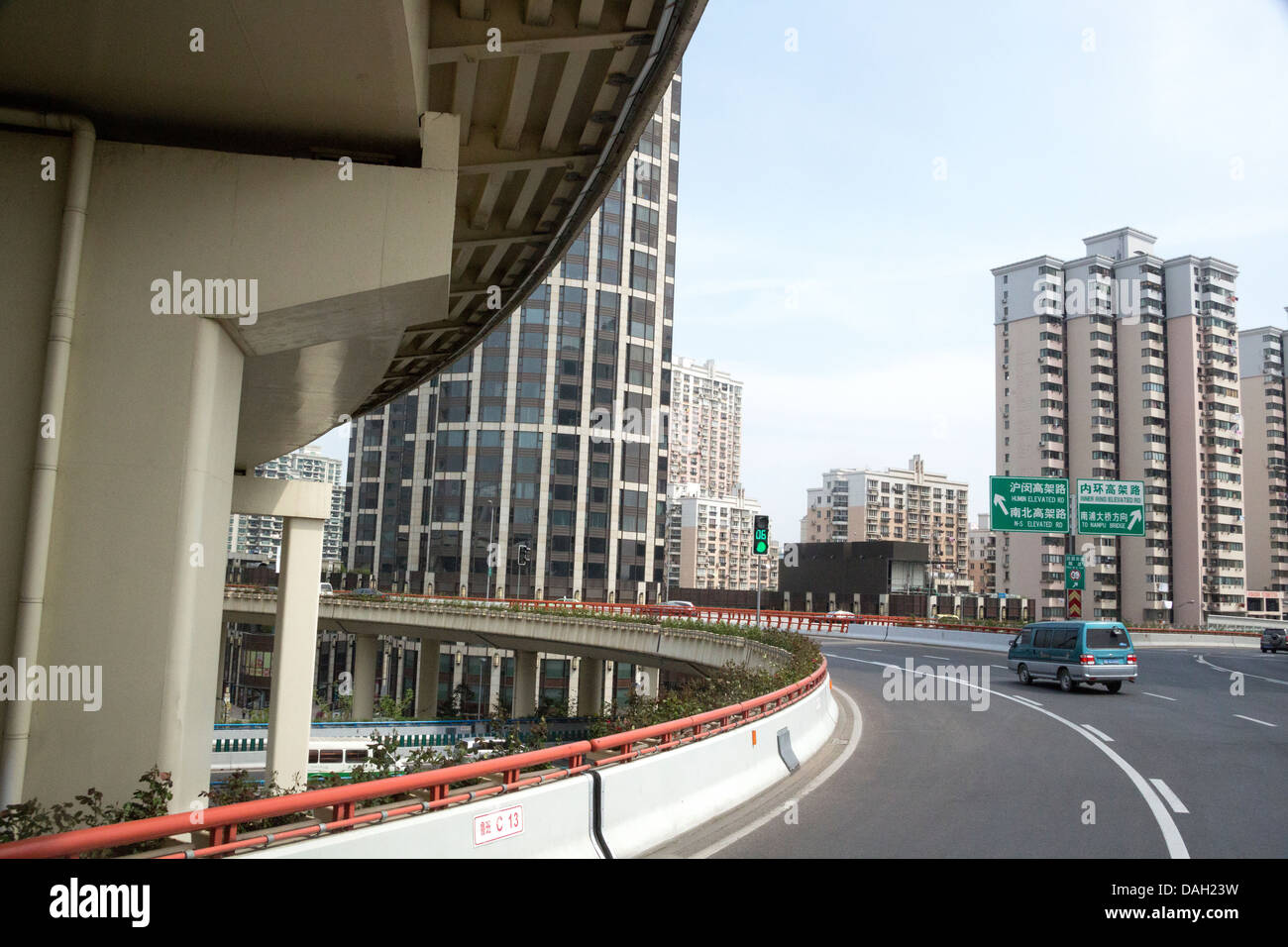 China highway hi-res stock photography and images - Alamy