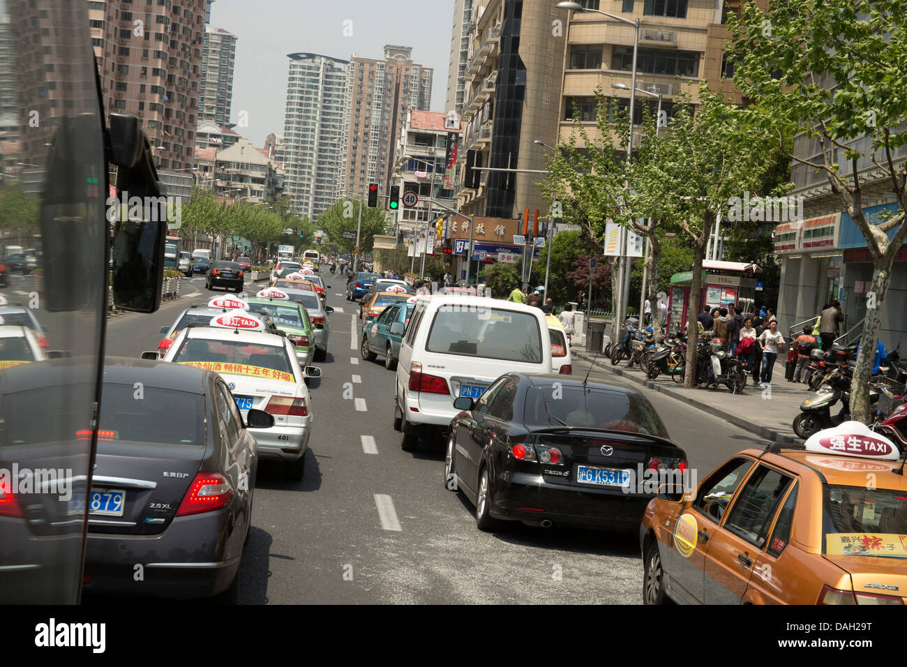 Shanghai city roads hi-res stock photography and images - Alamy