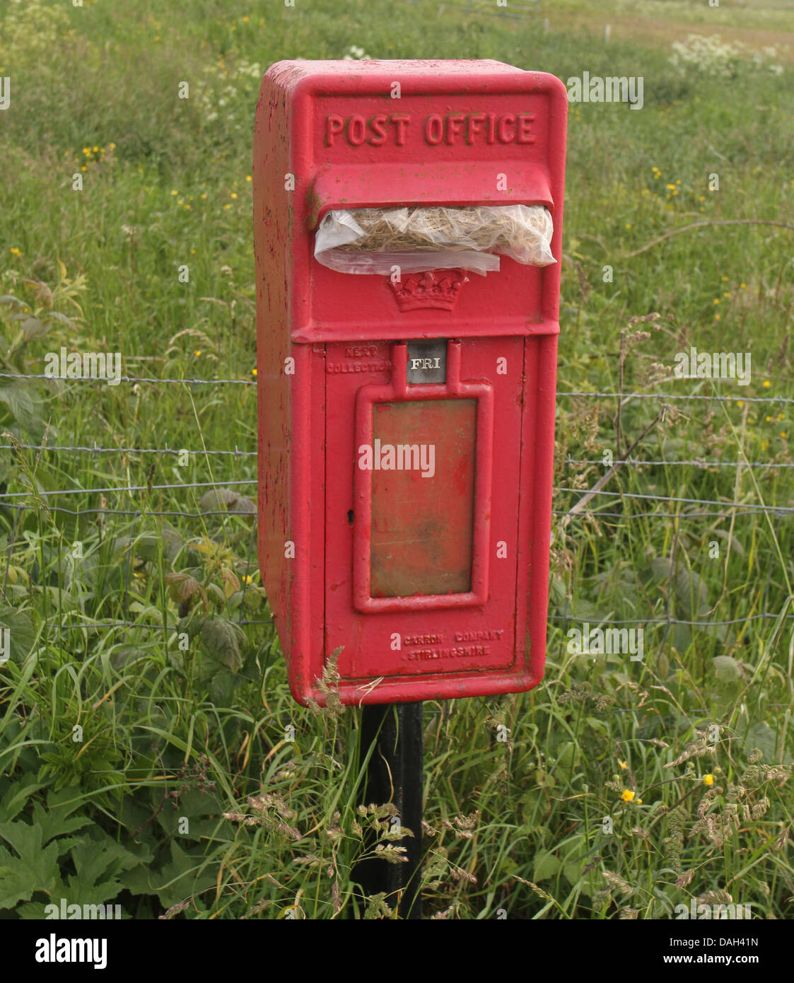 Blocked post box hi-res stock photography and images - Alamy