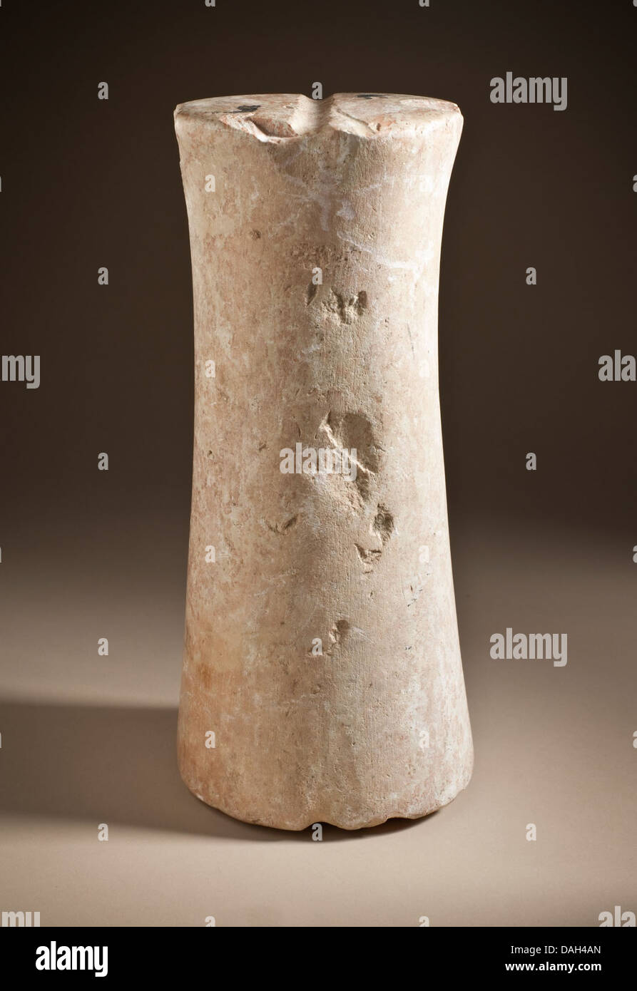 This ceremonial grooved column from the LACMA collection is a finely ...