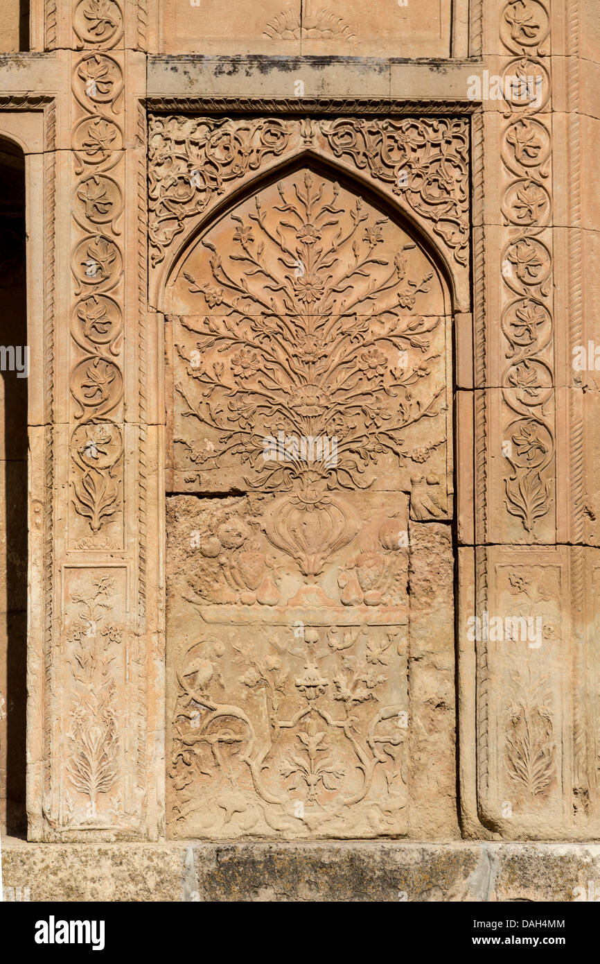 detail of stone carving, Kakh-i Khorshid, or the Qasr-i Khorshid (Sun ...
