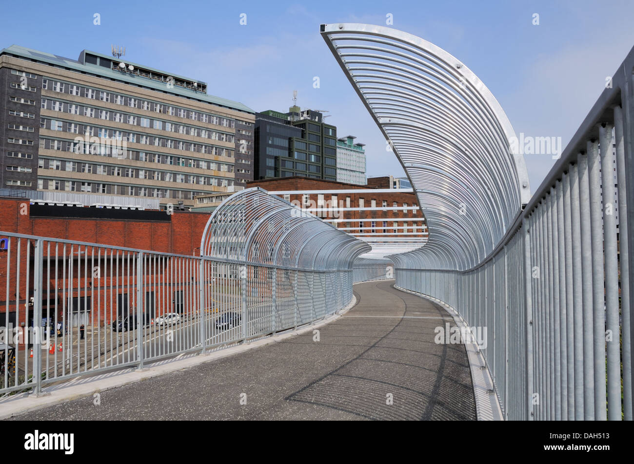 Anderston footbridge hi-res stock photography and images - Alamy