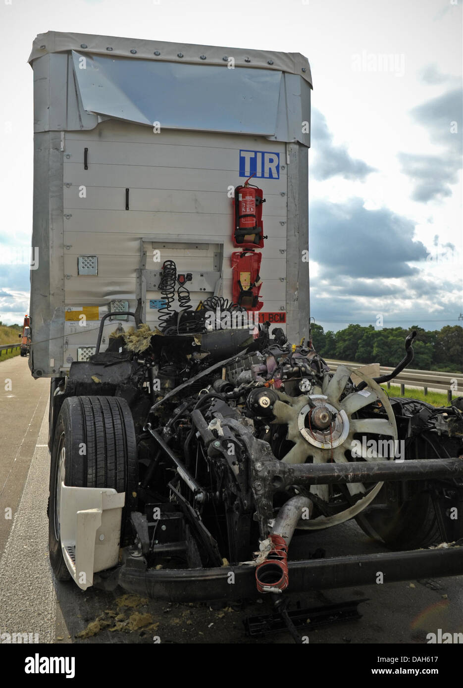 Wreck truck on autobahn a2 hi-res stock photography and images - Alamy