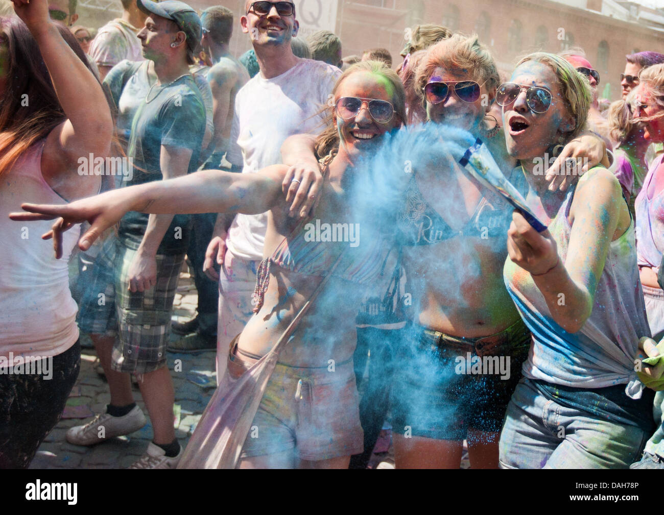 Berlin, Germany. 13th July, 2013. Visitors party at the Holi Festival ...