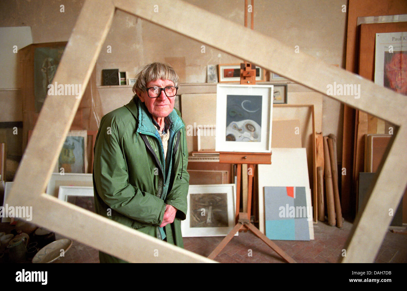 Wells Artist Painter