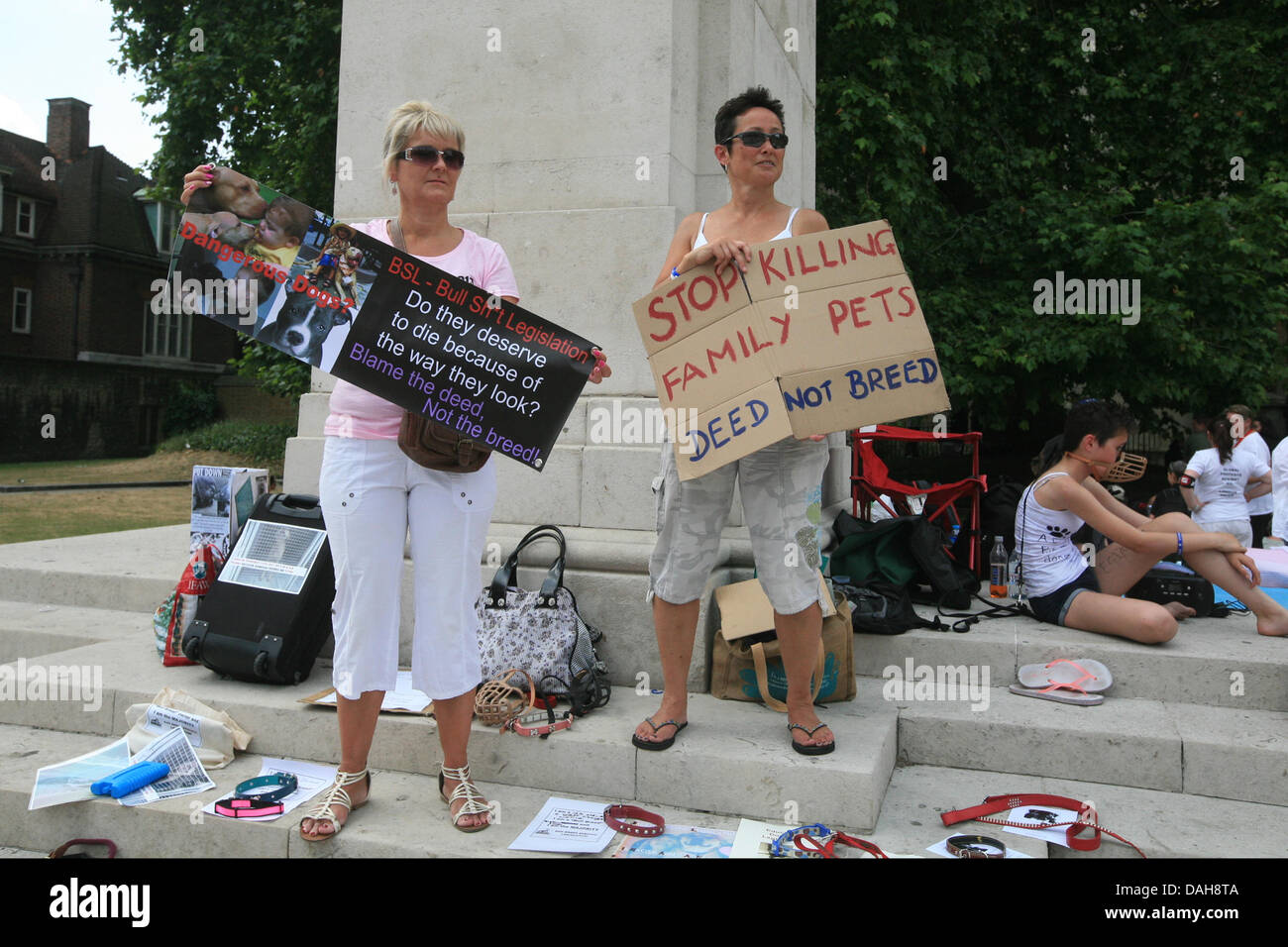 Dangerous dog demonstration hi-res stock photography and images - Alamy