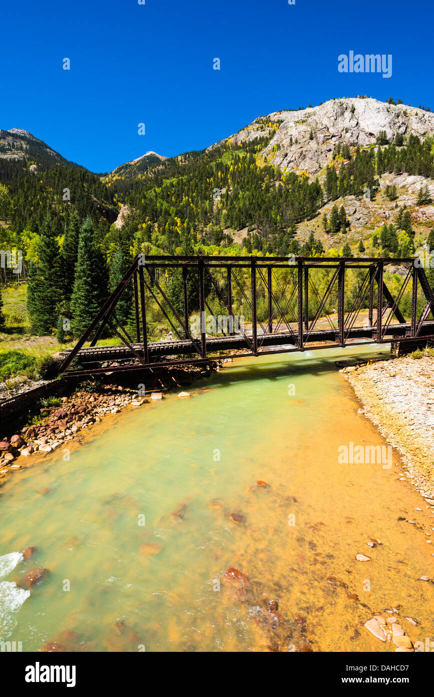 Durango & Silverton Narrow Gauge Railroad bridge on the Animas River ...