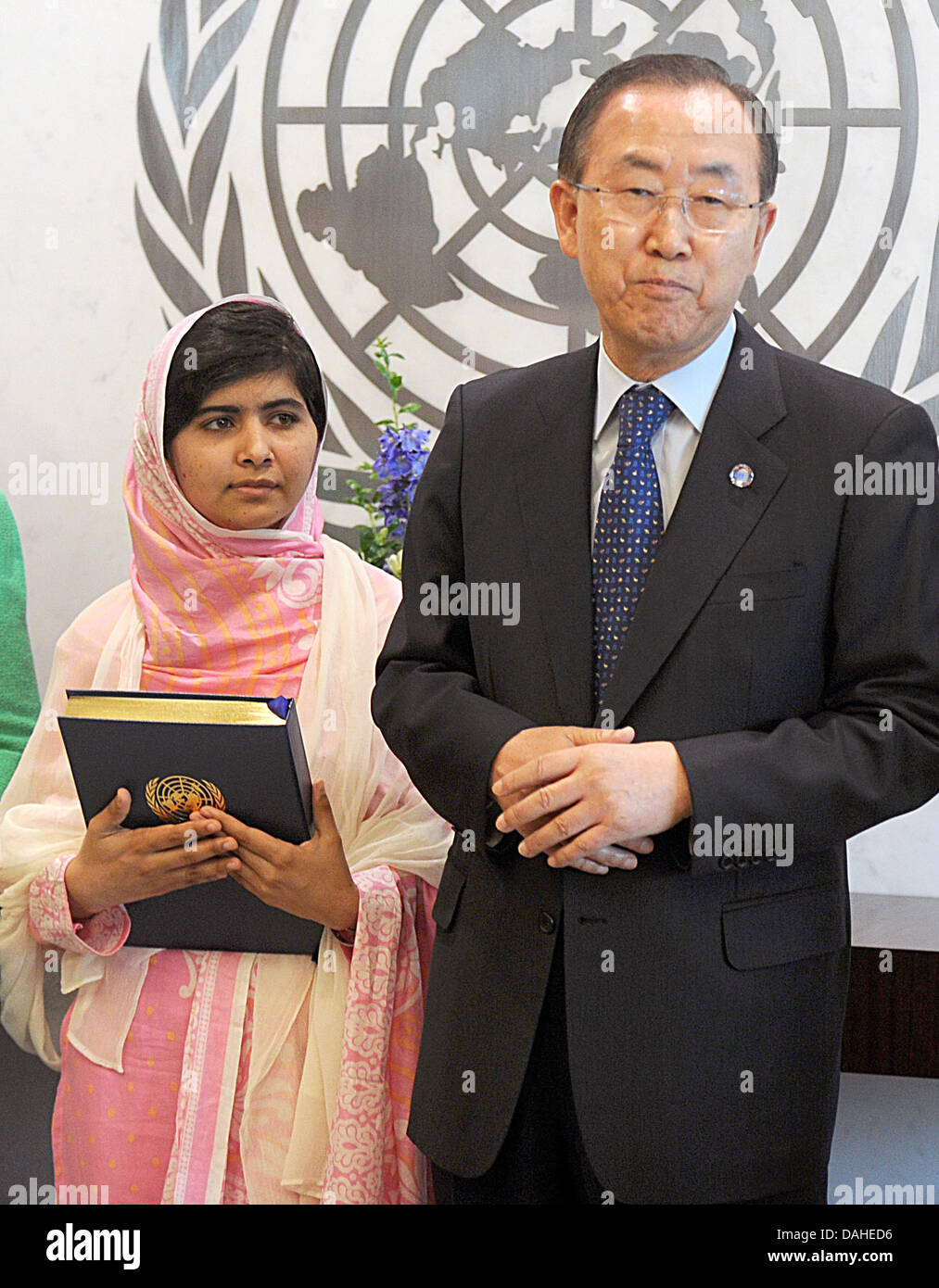 Pakistani student malala yousafzai hi-res stock photography and images ...