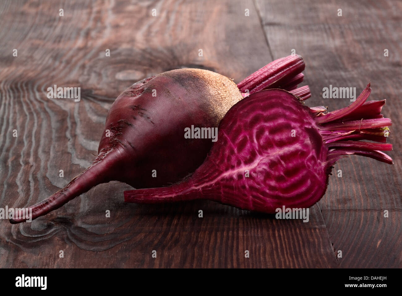 Red beets on brown hi-res stock photography and images - Alamy