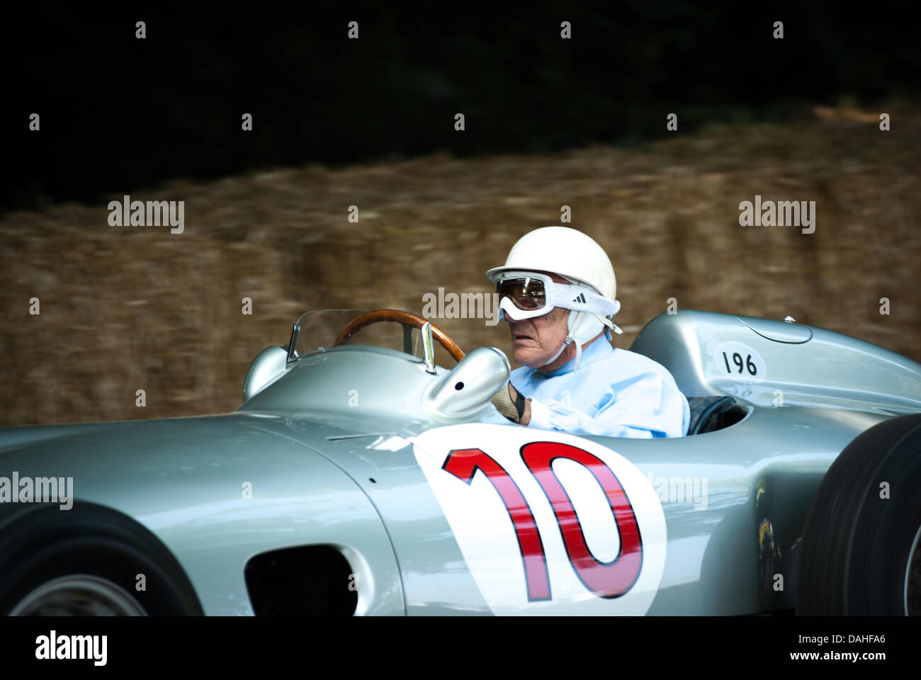 Racing from goodwood hi-res stock photography and images - Alamy