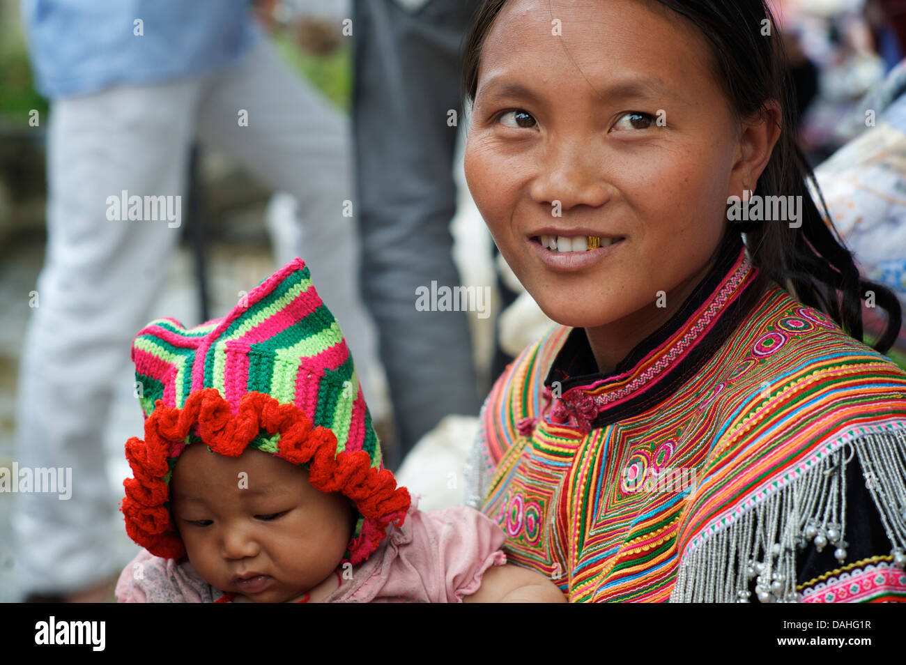 Flower Hmong woman and baby. Bac Ha, Lao Cai Province, Vietnam Stock ...