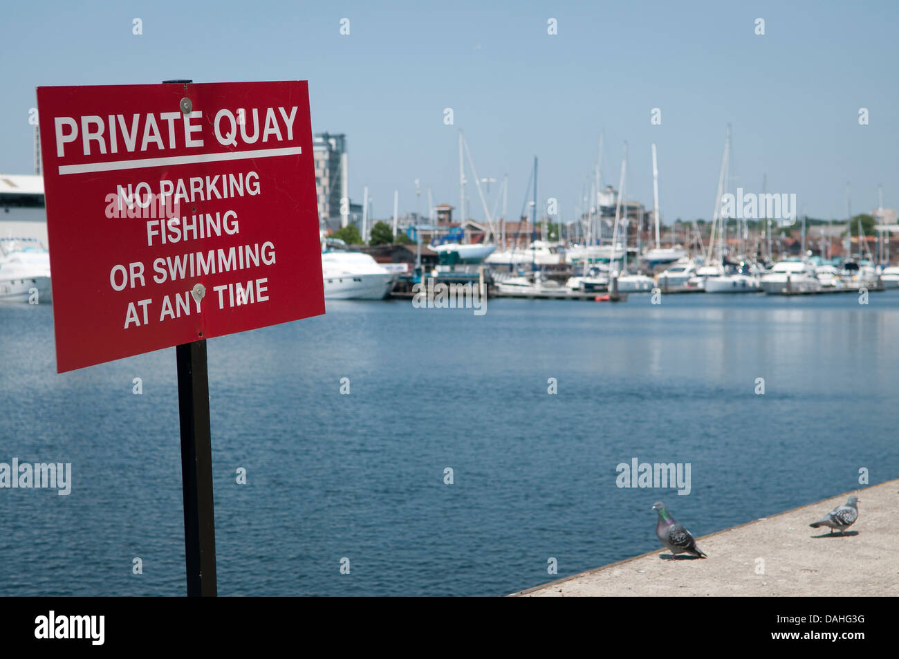 Fishing boats private yachts hi-res stock photography and images - Alamy