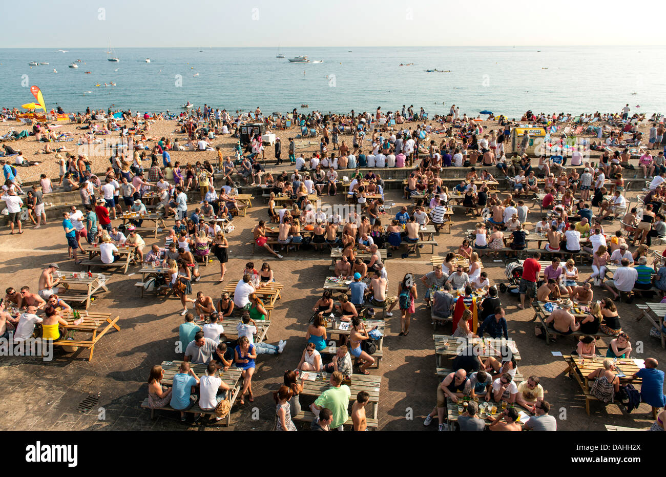 Crowded beach Brighton Great Britain England UK Stock Photo - Alamy
