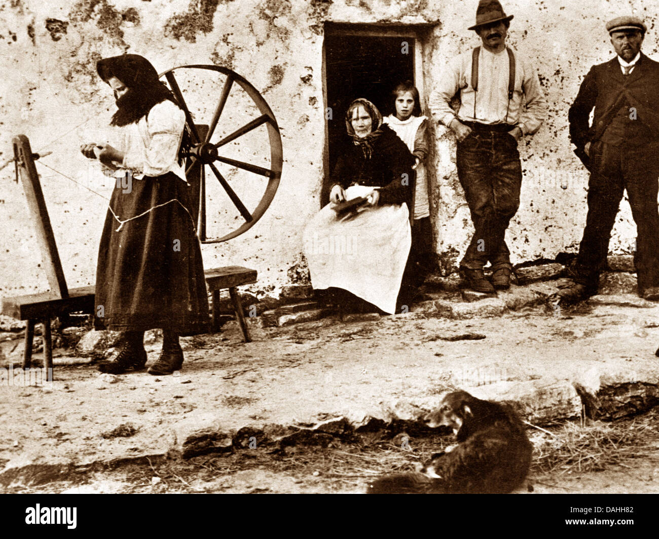Irish Rural Cottage early 1900s Stock Photo - Alamy