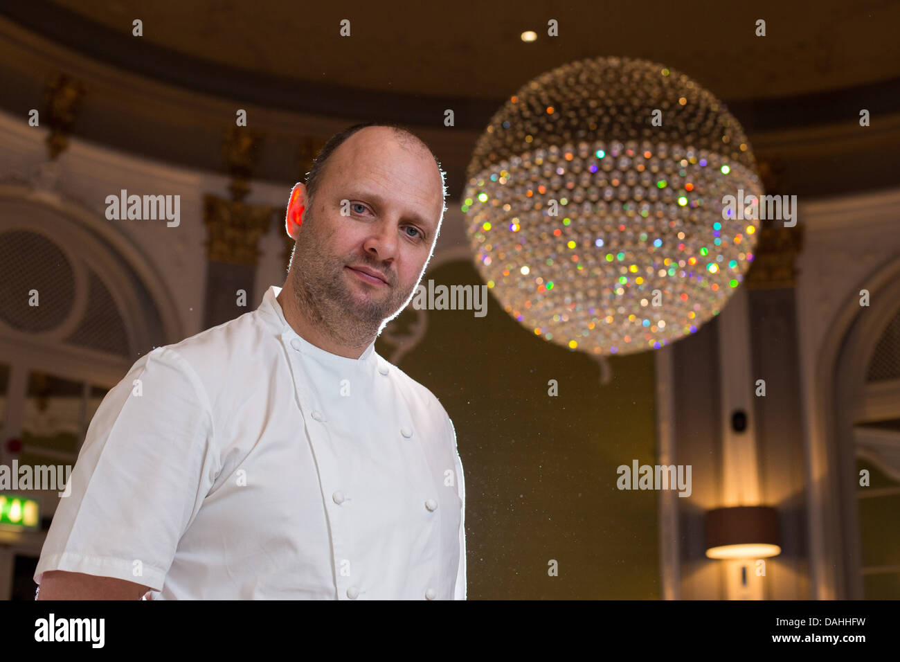 Chef simon rogan hi-res stock photography and images - Alamy