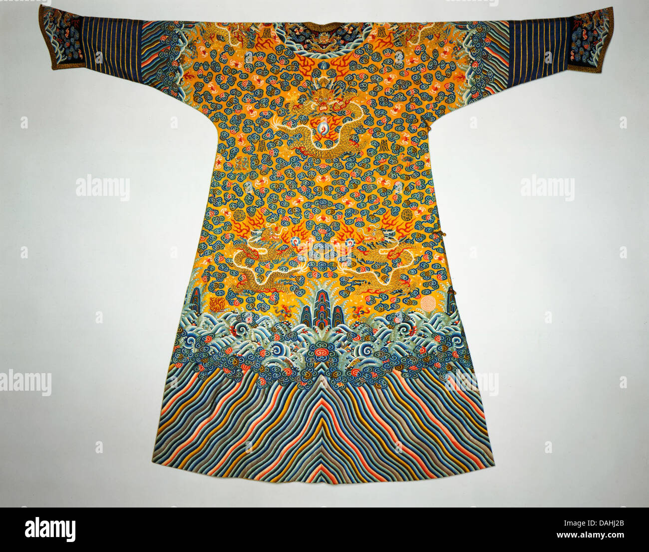 Emperor's twelve symbol robe hi-res stock photography and images - Alamy