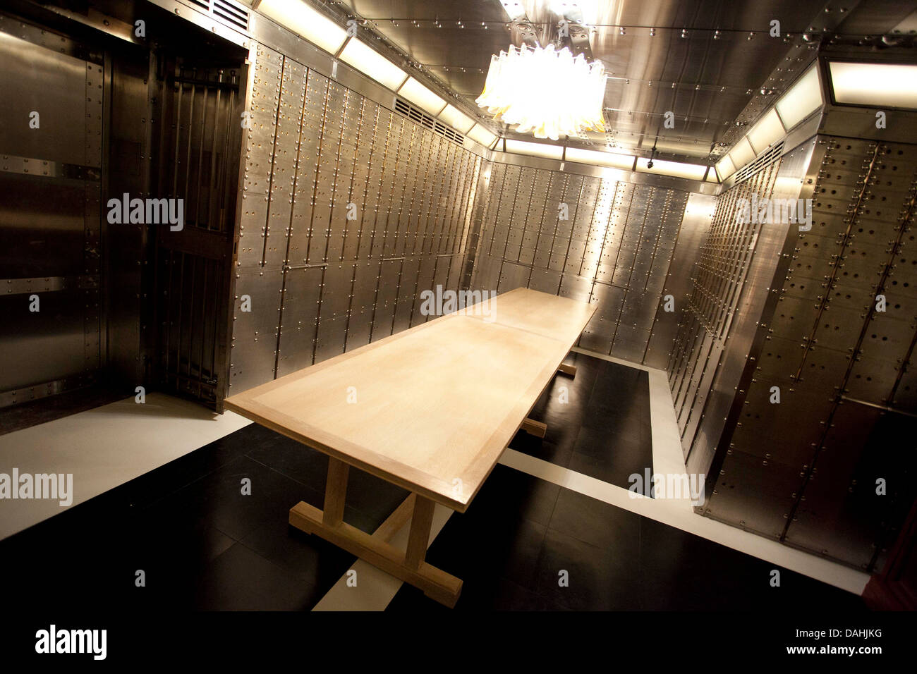 Jamie Oliver 's new restaurant Jamie's Italian on King Street ...