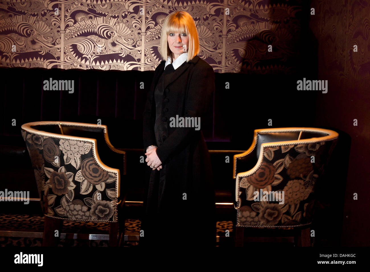 Yvette fielding blue peter hi-res stock photography and images - Alamy
