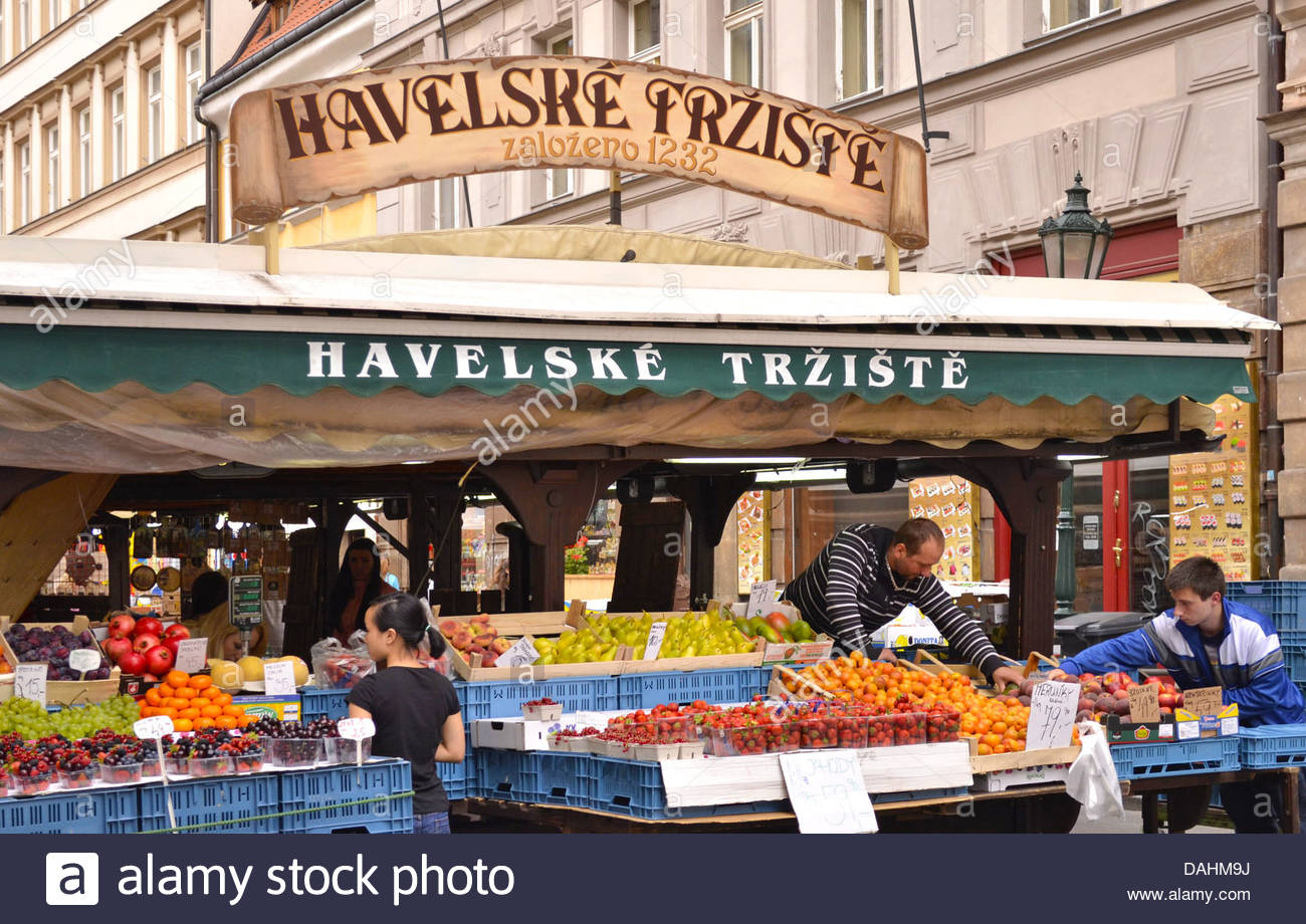 Prague Street Market Stalls Stock Photos & Prague Street Market Stalls ...