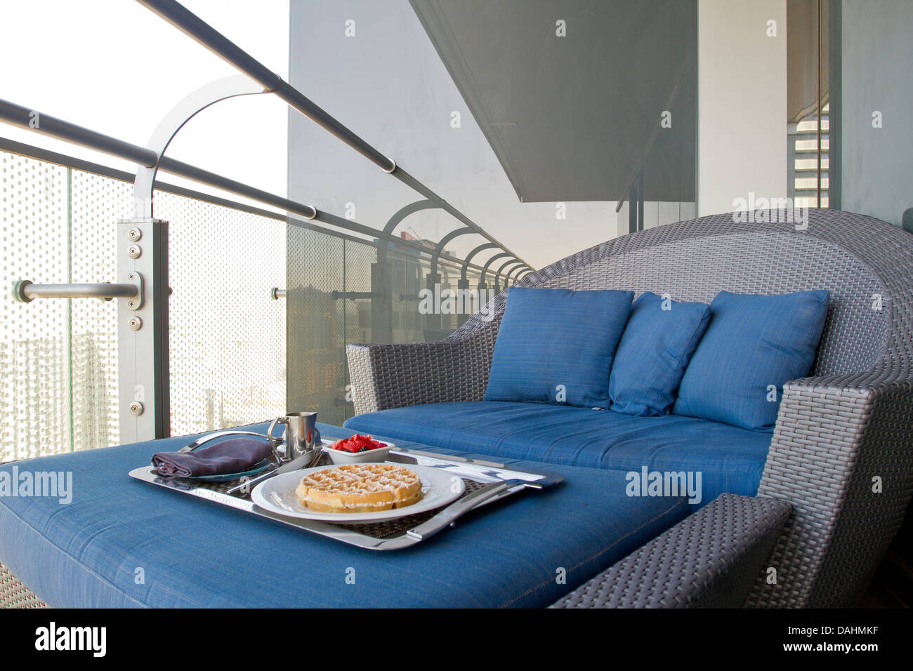 Hotel room service tray hi-res stock photography and images - Alamy