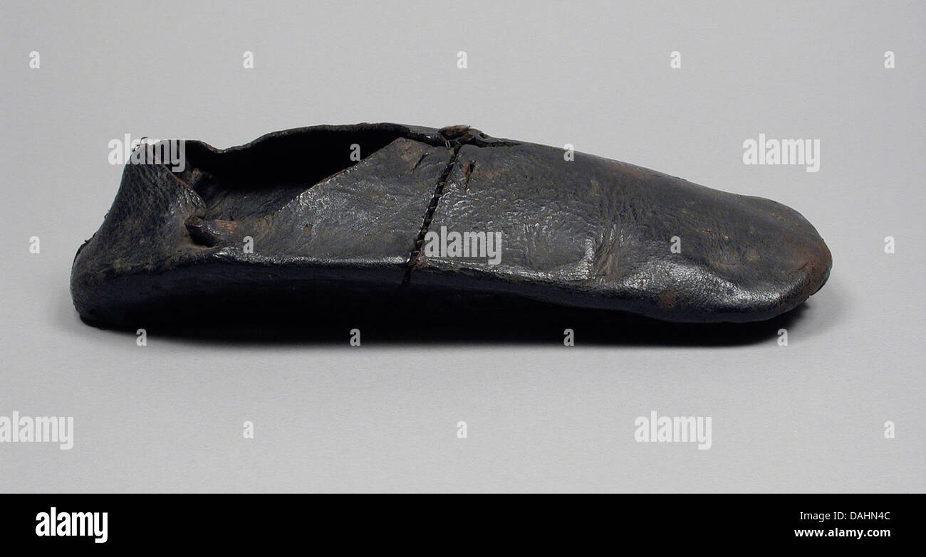 Historical fashion design hi-res stock photography and images - Alamy